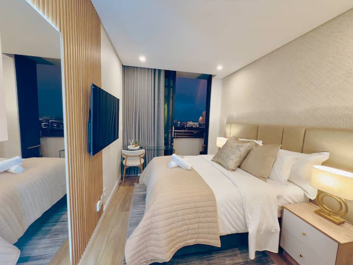 Sandton Elegant Super Luxury Apartment - Johannesburg