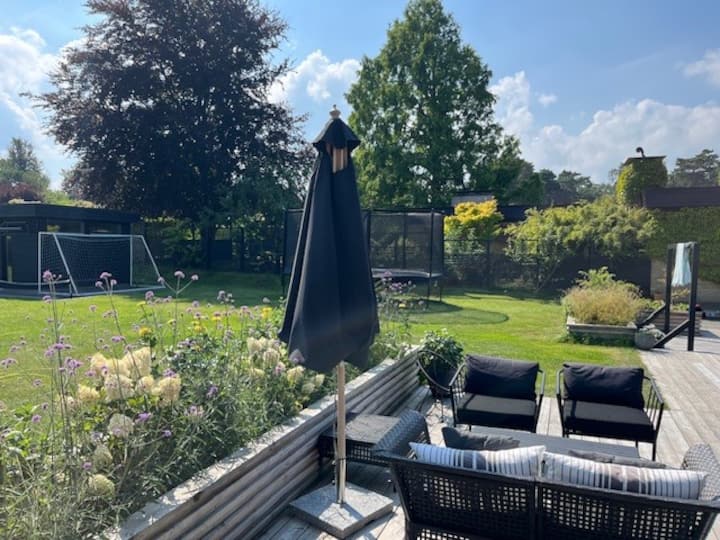 Spacious House With Private Garden Next To The Sea - Helsingborg
