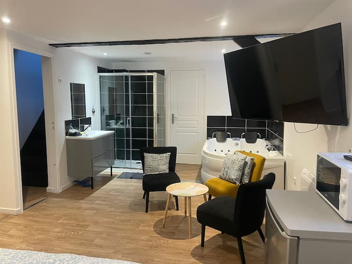 Le Nid Cosy 4, Balnéo 2 Lits Wifi - Menin