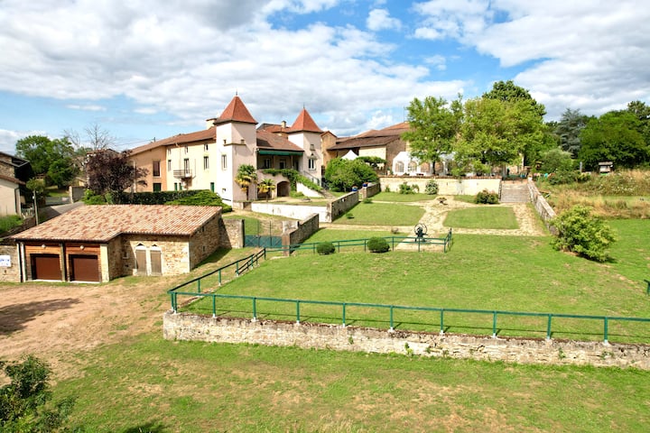Gite Avec Piscine 51 Personnes Les Muriers - Saône-et-Loire