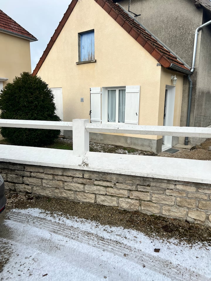 Studio Calme •Parking • Proche Centre - Arcis-sur-Aube