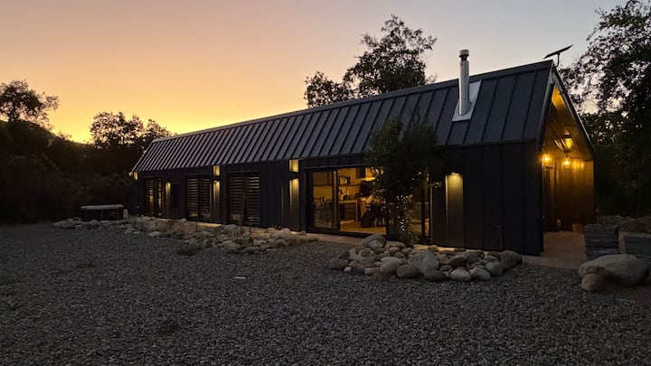 Refugio De Lujo En La Naturaleza · Hot Tub · 10p - Linares, Chile
