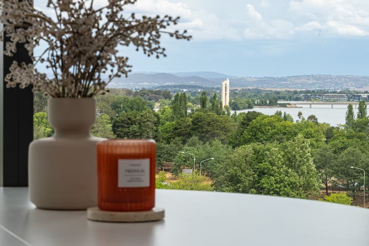 1br Urban Escape | Walk To Lake + Parking - Canberra