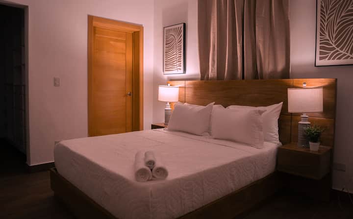 Luxury 2-story Villa Near Downtown Punta Cana - Punta Cana