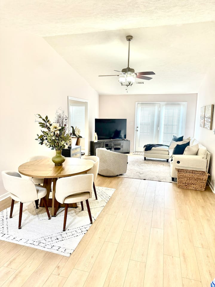 Bright & Cozy Townhome In Augusta, Ga - Augusta, GA
