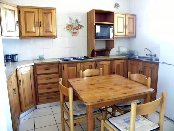 Self-catering A-manzimtoti Beach Front Flat - Amanzimtoti
