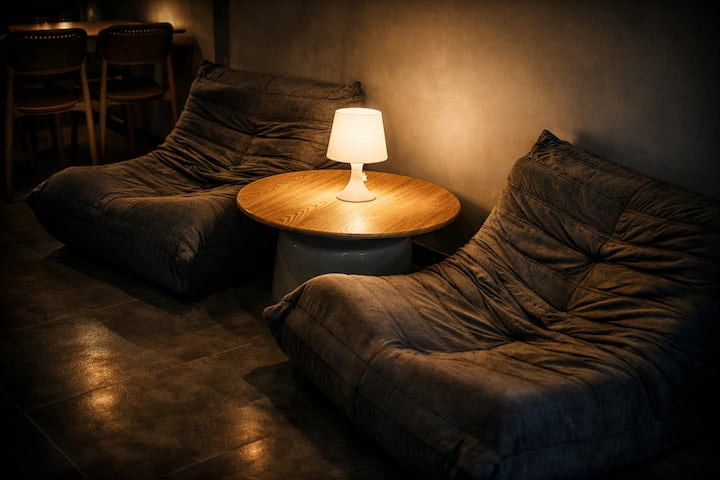 Greenway Studio | Biophilic Stay Near Picnic Grove - Talisay