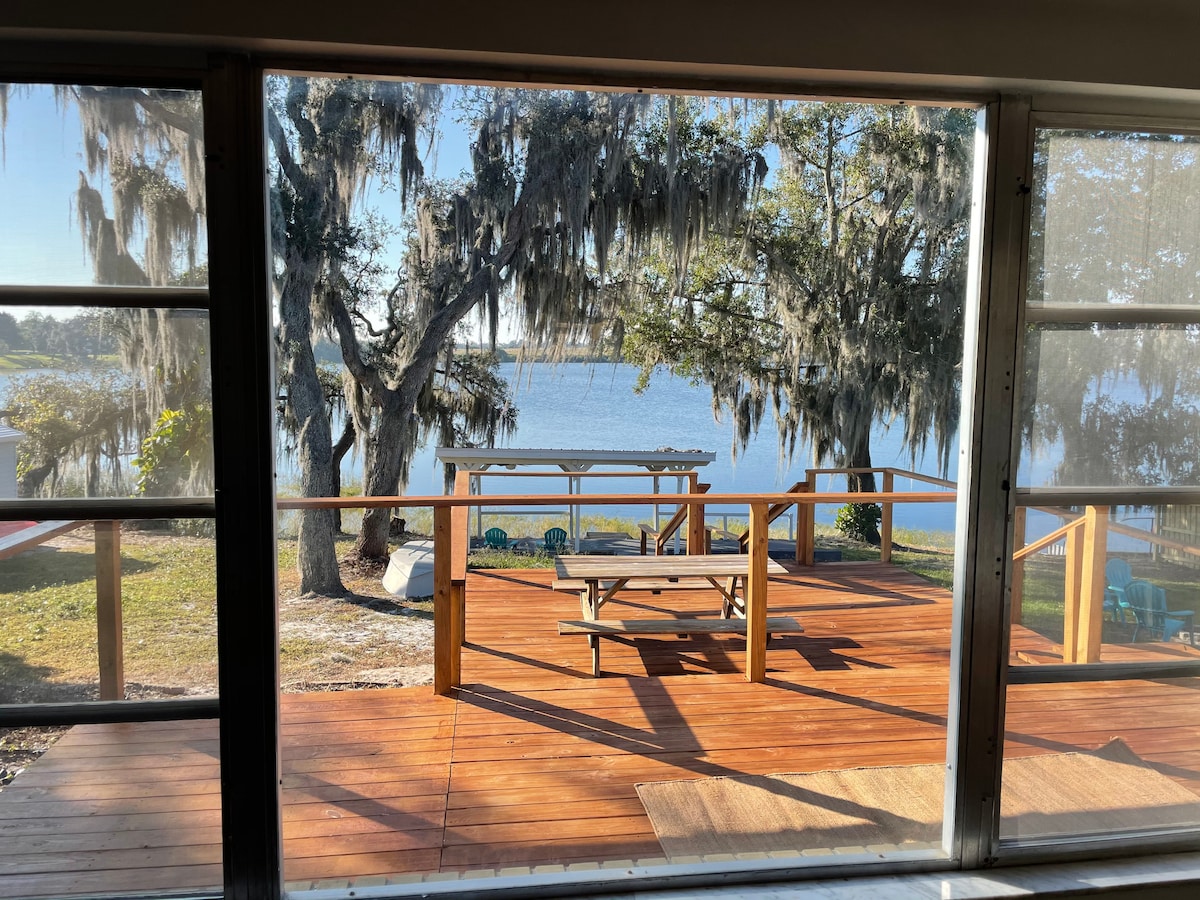 Hidden Pearl Lake House - Houses for Rent in Lake Placid, Florida ...