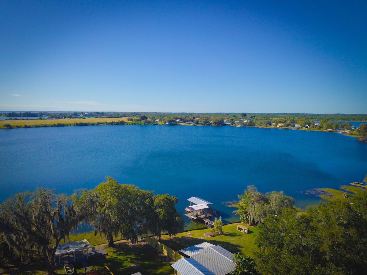 Hidden Pearl Lake House - Houses for Rent in Lake Placid, Florida ...