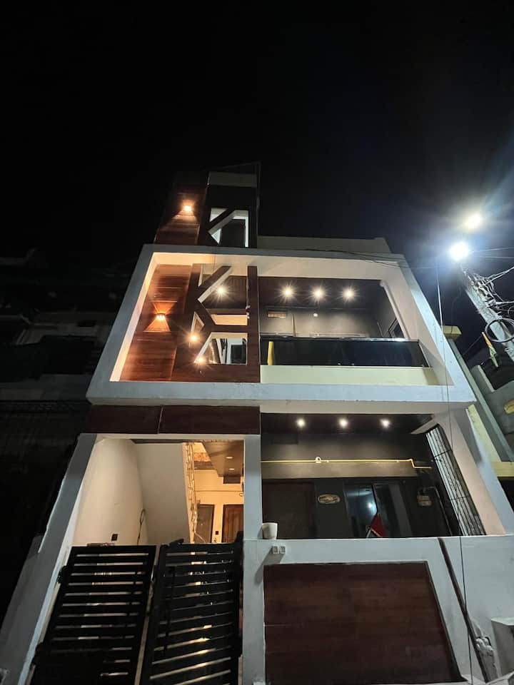 Villa Aryadeep's Ujjain Ideal For Big Families - Ujjain