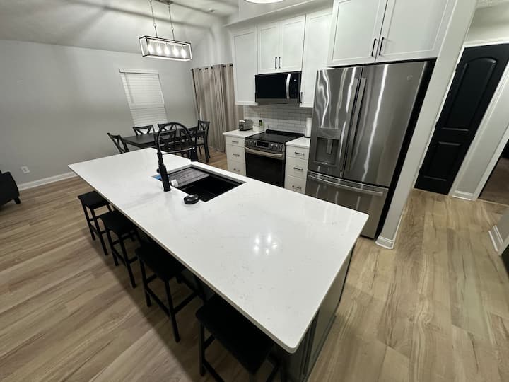 Entire Home: Close To Downtown Louisville, Ky! - Charlestown, IN