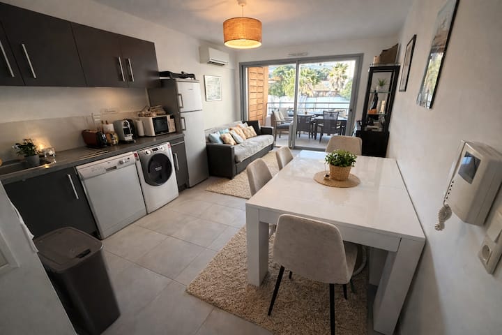 Appartement T3 Dans Le Centre De Calvi & Parking - Calvi