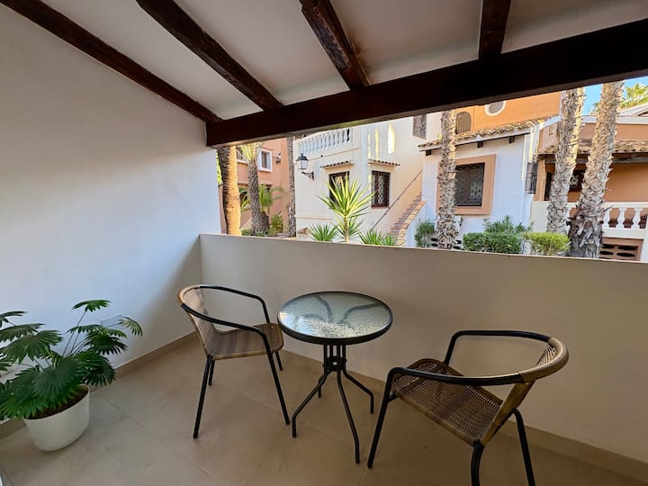 Garden Terrace · Quiet & Sunny Apartment - Torrevieja