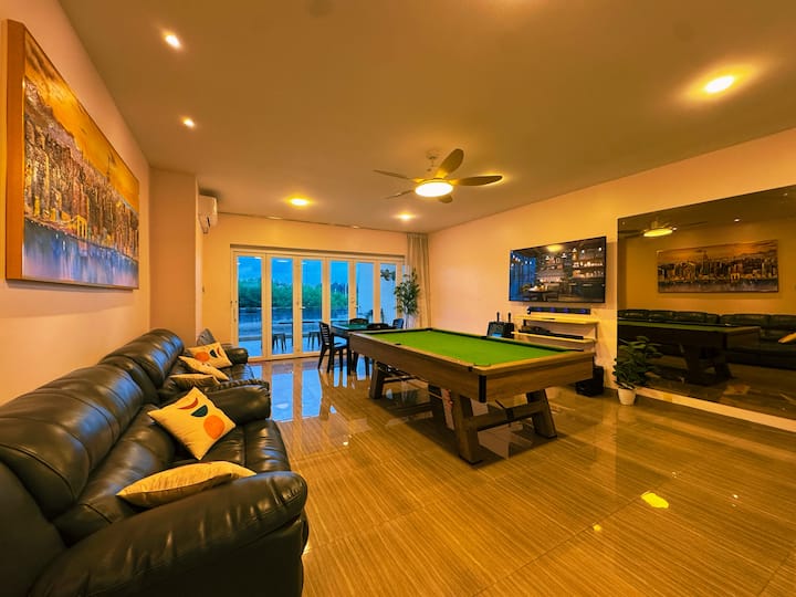 Premium Living 4 Bedroom, Ferry Terminal Pickup - Batam