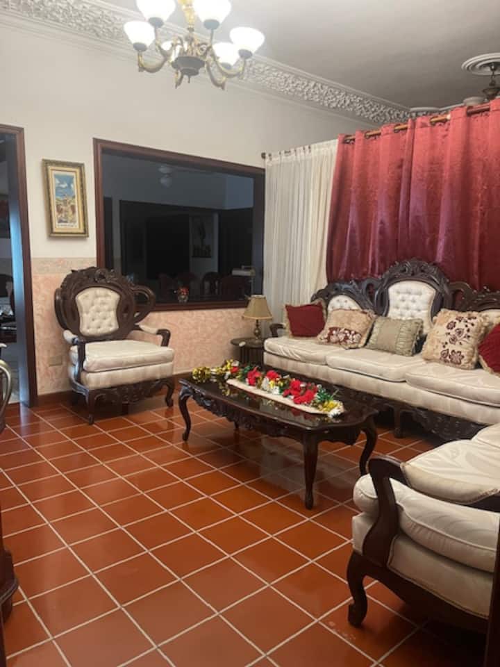 Casa Completa - Santo Domingo
