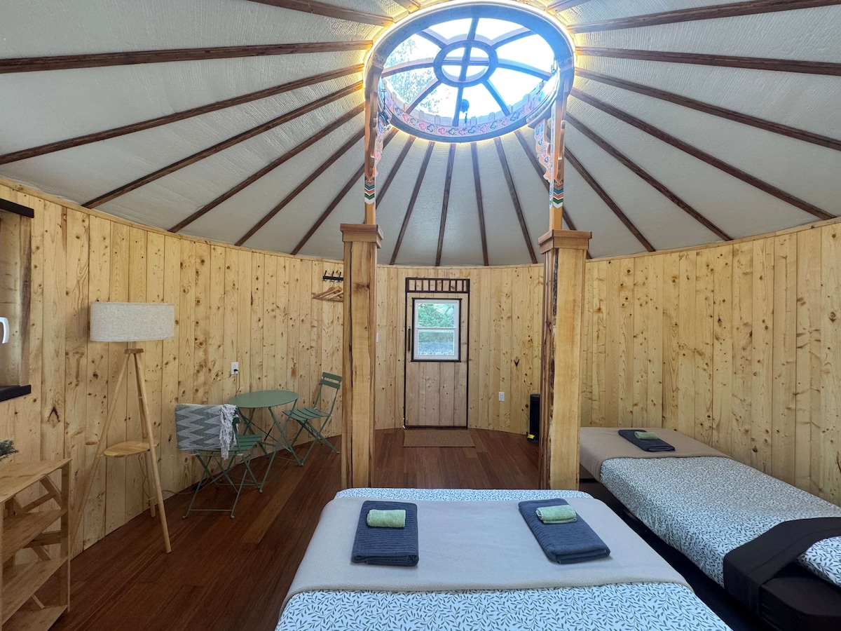La yourte des hautes terres à Cabot Shores - Yourtes à louer à ...
