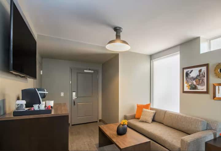 Hotel Saranac | Great Camp Suite 801 & 802 - Saranac Lake, NY