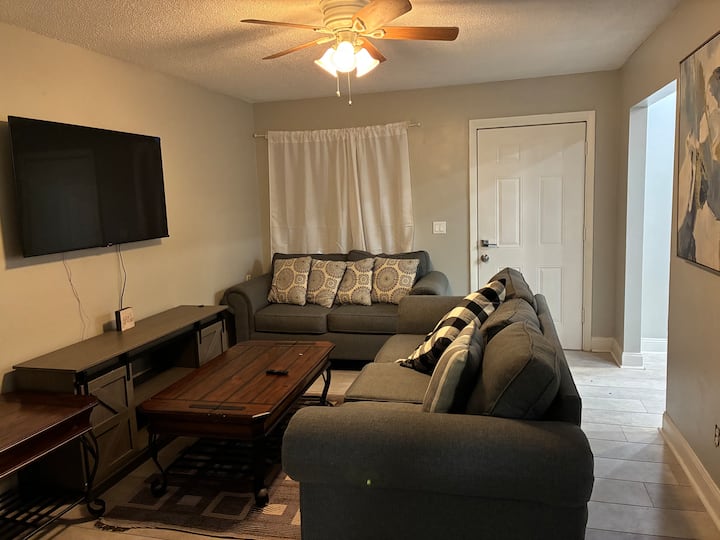 Comfortable Retreat Near Orlando Attractions. - Apopka, FL