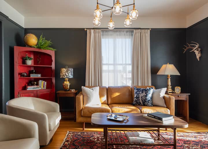 The London Rose: Belladonna | Elegant & Historic - Duluth, MN