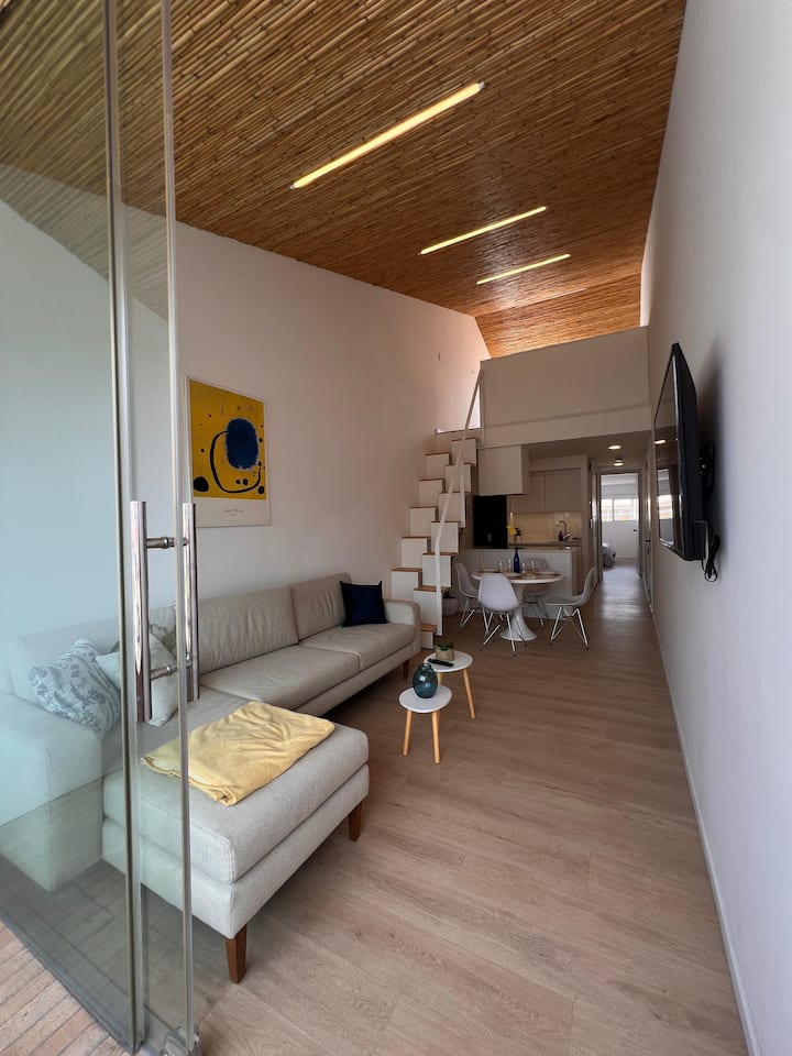 Loft De Autor Con Vistas Al Centro De Cuenca - Cuenca