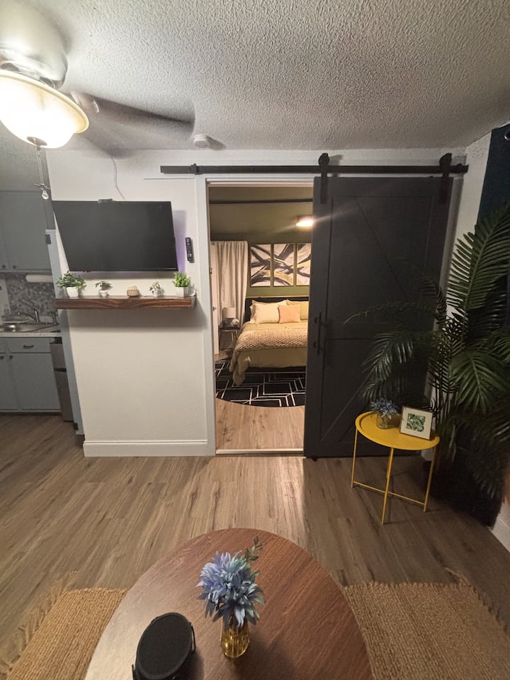 The Sanctuary Den At Sanford - Lake Mary, FL