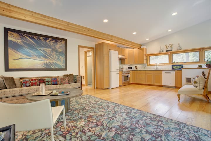 Forest Haven: Serene Escape Minutes From Town - White Salmon, WA