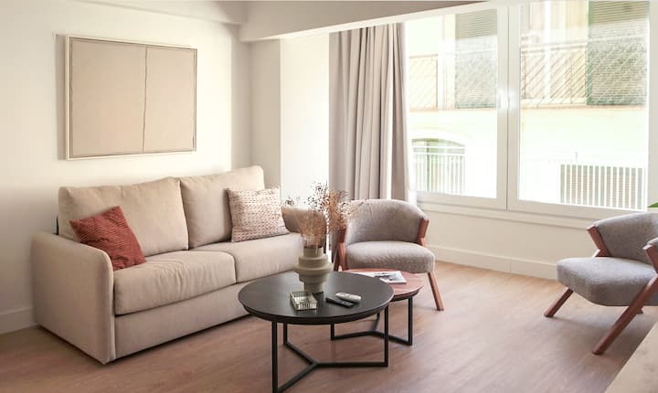 Apartamento Premium En Plaza Merced. - Málaga