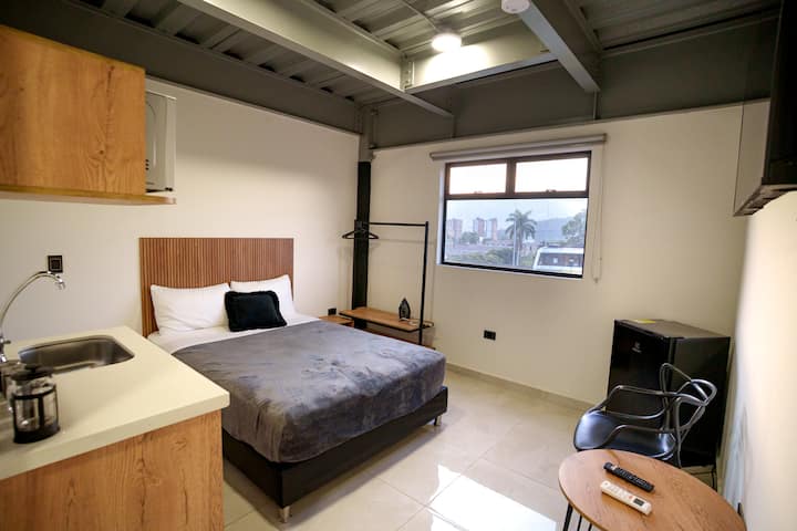 Modern Suite | Ac, Metro & Cocina Cafe Especial - Bello, Colombia