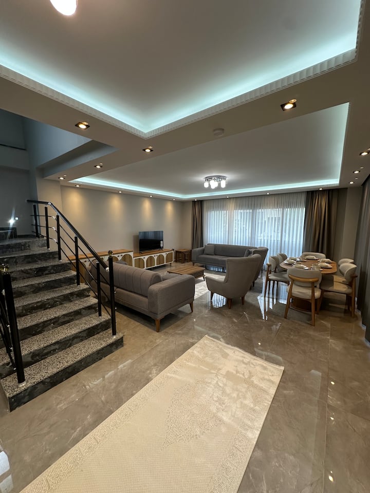 Deniz Manzaralı Villamız Rahatlığın Adresi - Silivri