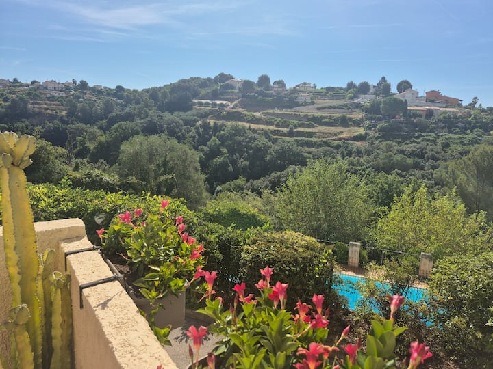 Appartement Au Calme - Cagnes-sur-Mer