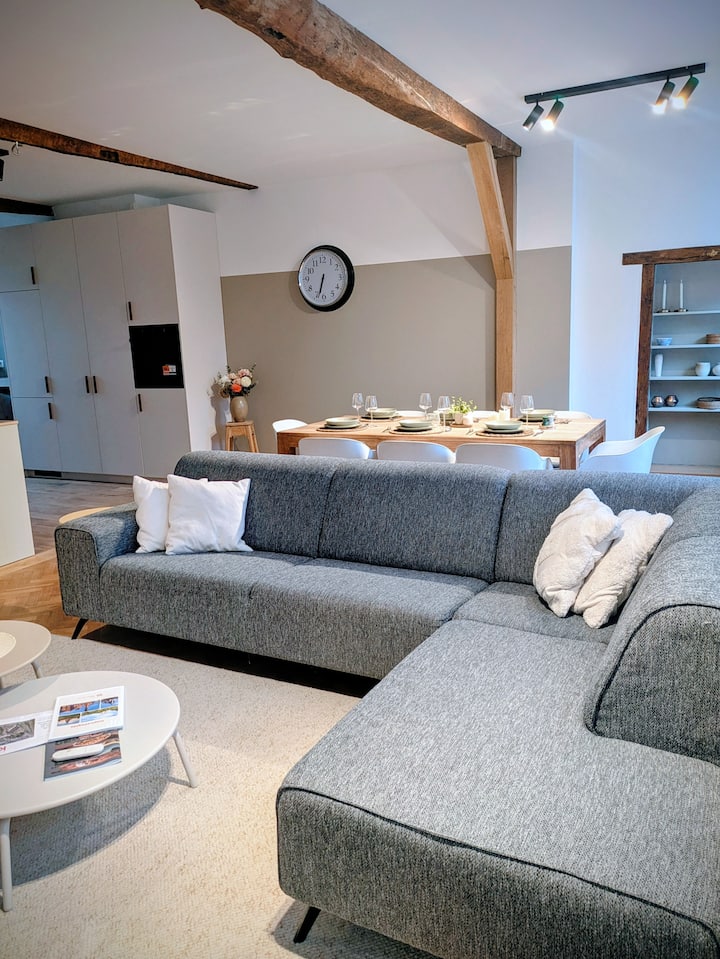 Sfeervolle Vakantiewoning In Hartje Borgloon - Borgloon