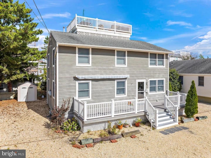 Ocean + Bay On Lbi - Long Beach Island, NJ