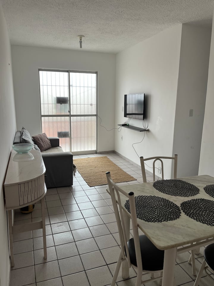 Apto Bem Localizado • Prático E Aconchegante - São Luís