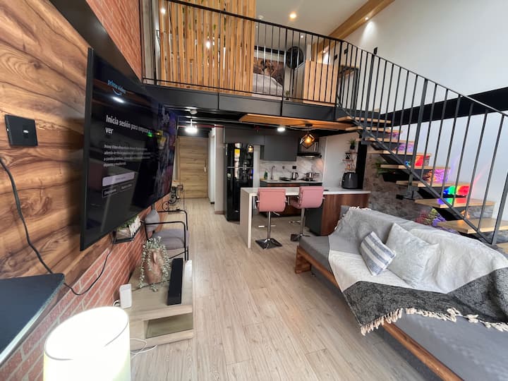Central Duplex Loft With Balcony – Medellín - Medellín