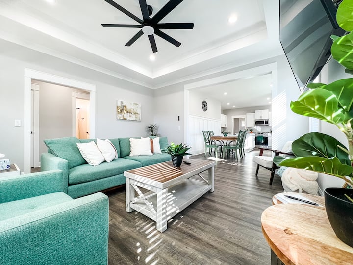 Wilmington Getaway| 5 Min To Riverwalk + Fire Pit! - Leland, NC