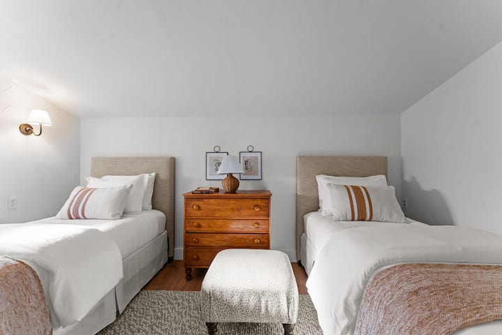 Room | Double Twin Beds In Shared Bunkhouse - Wickenburg, AZ