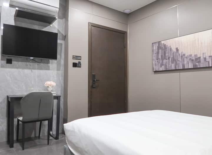 1-heart Of City Room Suite @ Somerset/orchard Area - Singapur