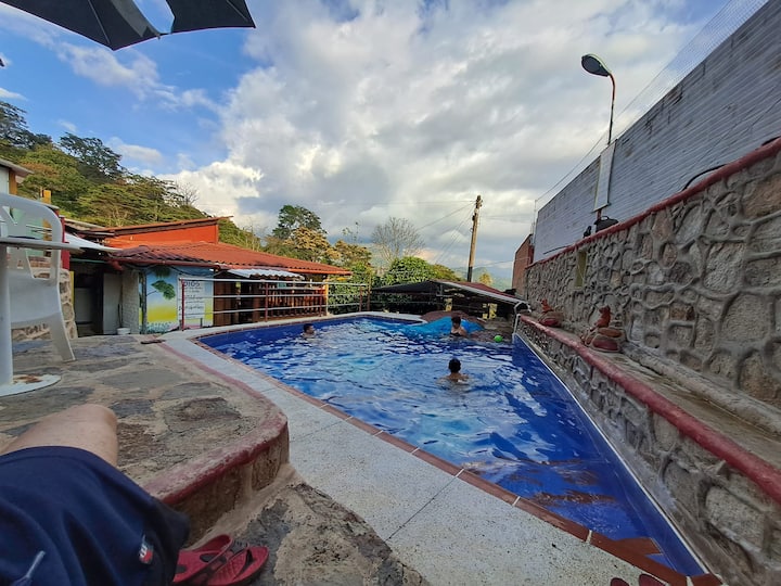 Cabaña El Pedregalito - Zetaquira, Boyacá. - Miraflores