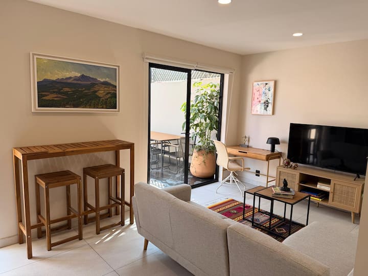 Luz Y Confort En Condesa · Casa Gama Jordi - Mexico City