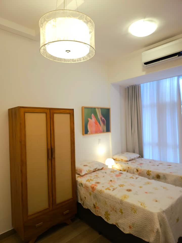 Loft Novíssimo Ar Condicionado/ Bairro Lourdes/bh - Belo Horizonte