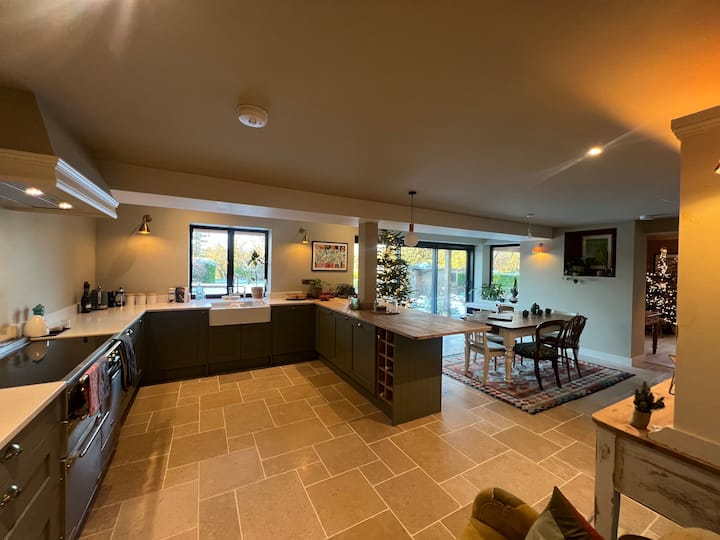 Countryside Home Near Frome With Relaxing Garden - 弗羅姆