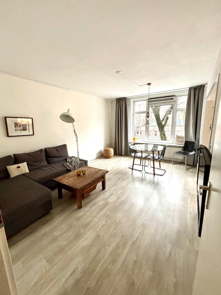 2 Bedroom Apartment In Beautiful Oud-zuid - أمستردام