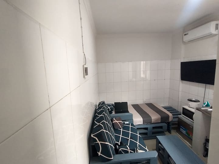 Kinshasa Studio Meublé Tout Confort Edn Palace - Kinshasa