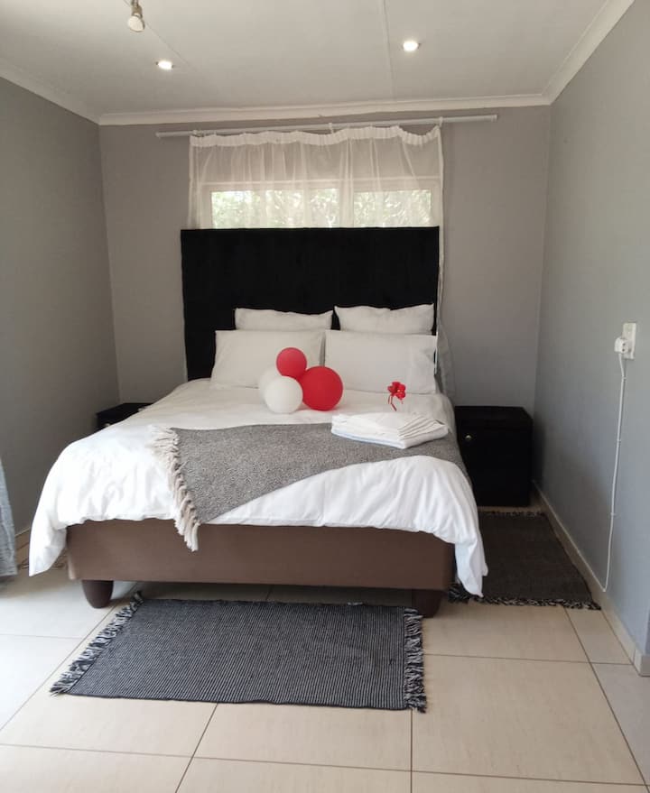 Hazel Nest Ezulwini | Private 2-bedroom Apartment - Eswatini