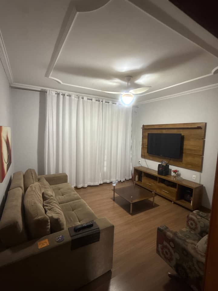 Casa Independente 2° Andar - Suíte - Contagem