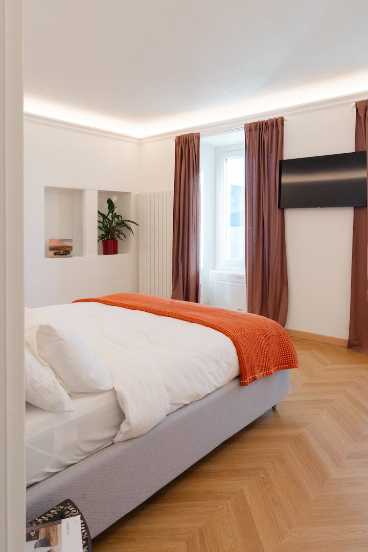 Belvedere 237 Lakeview Terrace Luxury Apartment - Lake Maggiore