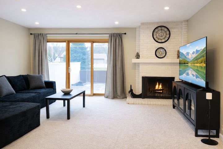 Stay Long Term In The Heart Of Champaign - Champaign, IL