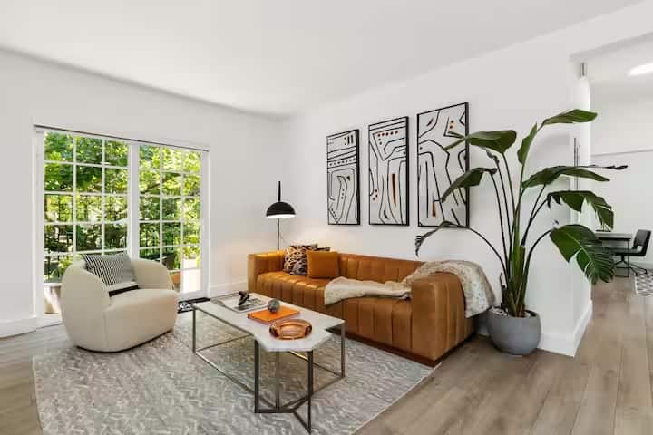 Stylish Apartment On The Bay, By Lincoln Rd - Miami Beach, FL