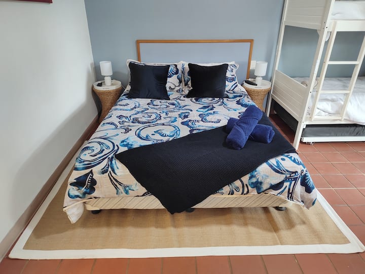 La Famiglia - Mackay