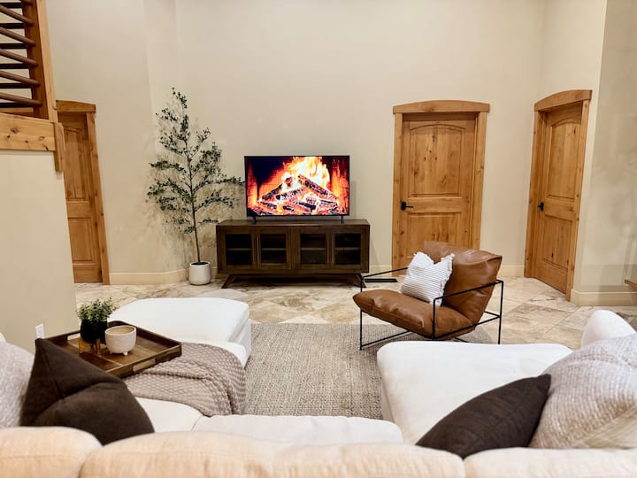 Gated Home On 4+acre Ranch - Santa Rosa, CA